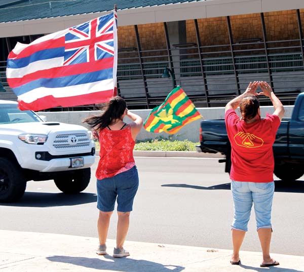 Mauna Kea protest convoy treks from Lahaina to Kahului Airport | News ...